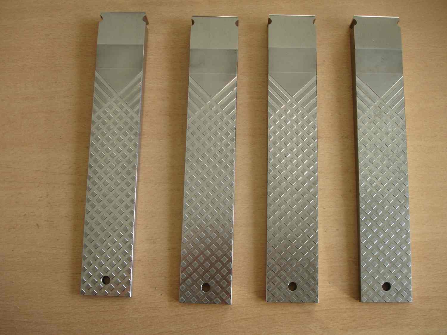 Mécanique et usinage de précision à Caen : jeux de cales en acier